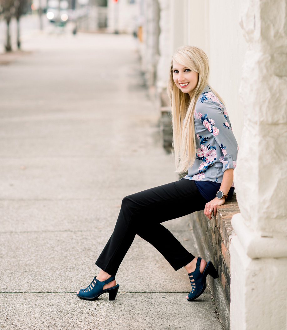 Landing Page - Chelsey Brooke Cole